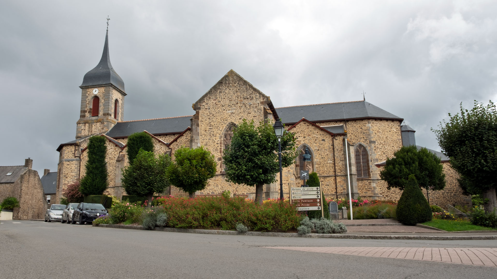 Eglise Saint-Pierre - MINIAC-MORVAN